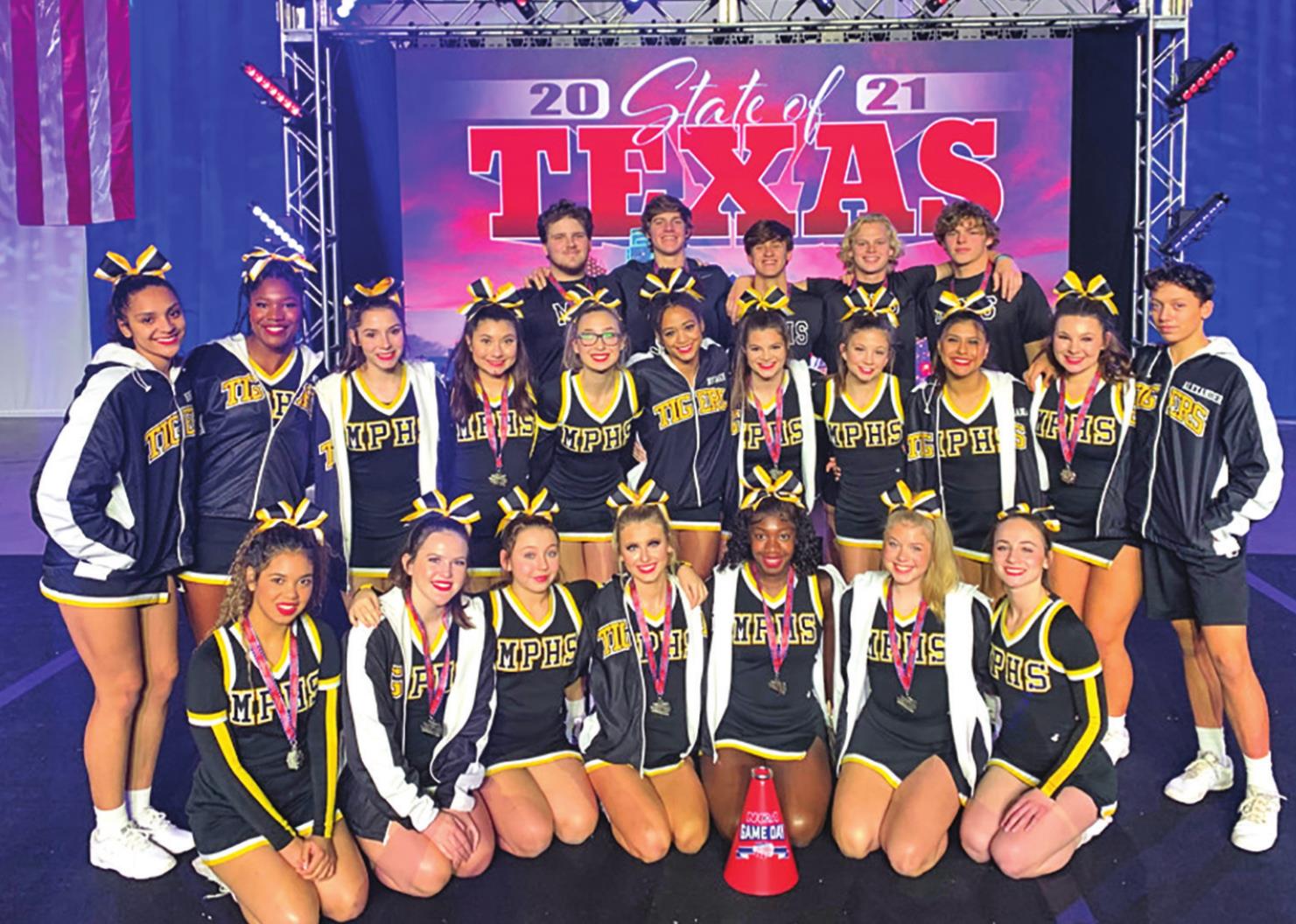 MPHS Cheerleaders prepare for state | Mount Pleasant