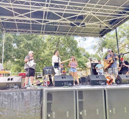 Concert on the Lake | Mount Pleasant