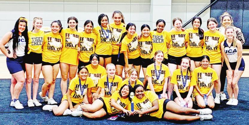 MPJH Cheerleaders win awards at camp | Mount Pleasant