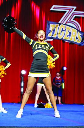 MPJH Cheerleaders compete in National competition | Mount Pleasant